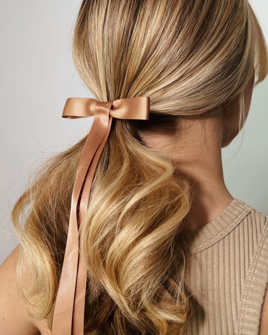24 Low Ponytail Hairstyles That Won't Look Dated Anytime Soon