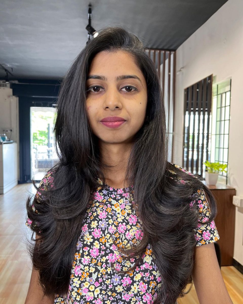 Shaggy Long Haircuts With Choppy Layers That Will Define This Year