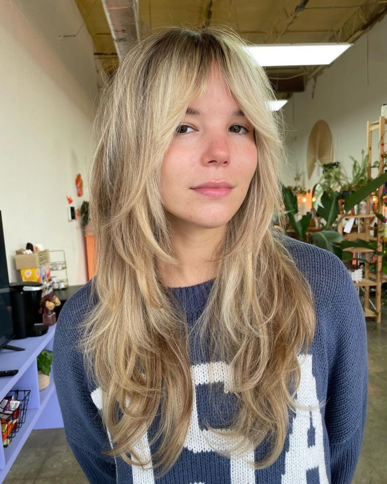 Shaggy Long Haircuts With Choppy Layers That Will Define This Year