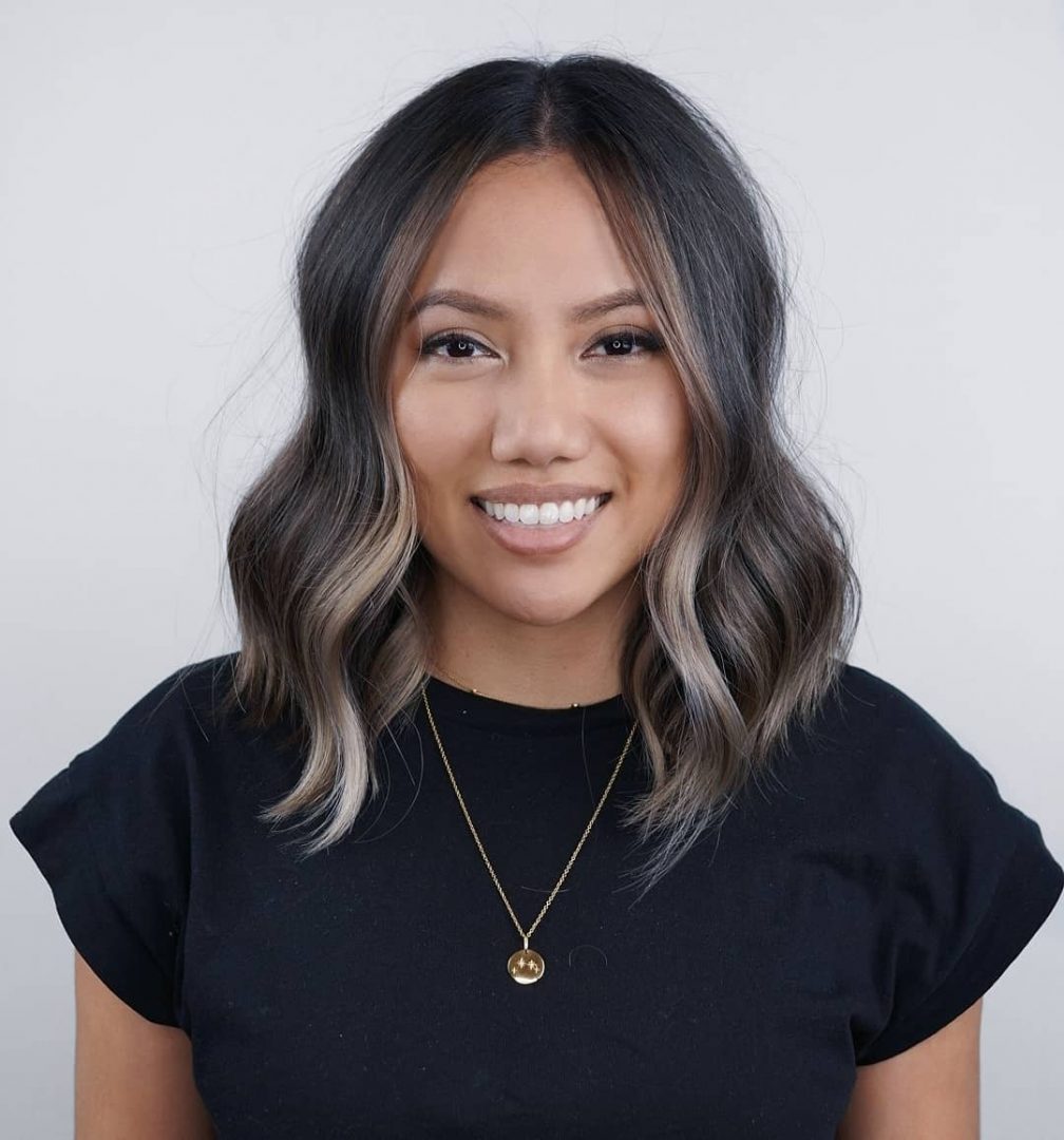 22 maneras de llevar el pelo moreno con la tendencia Money Piece