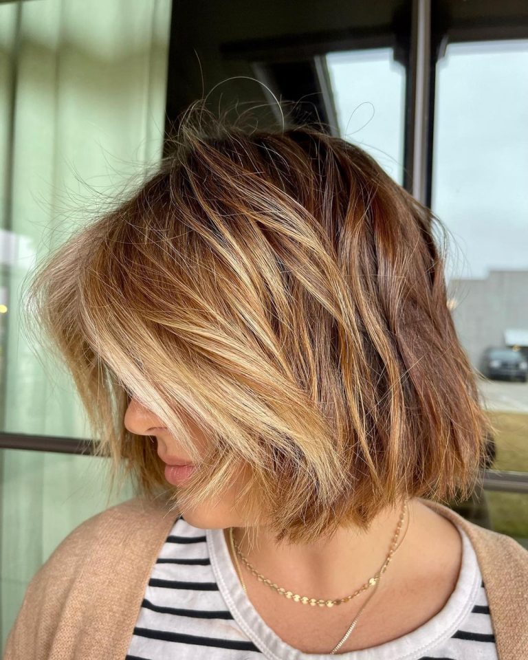 These 19 Choppy Chin-Length Haircuts Are Taking Over Salons