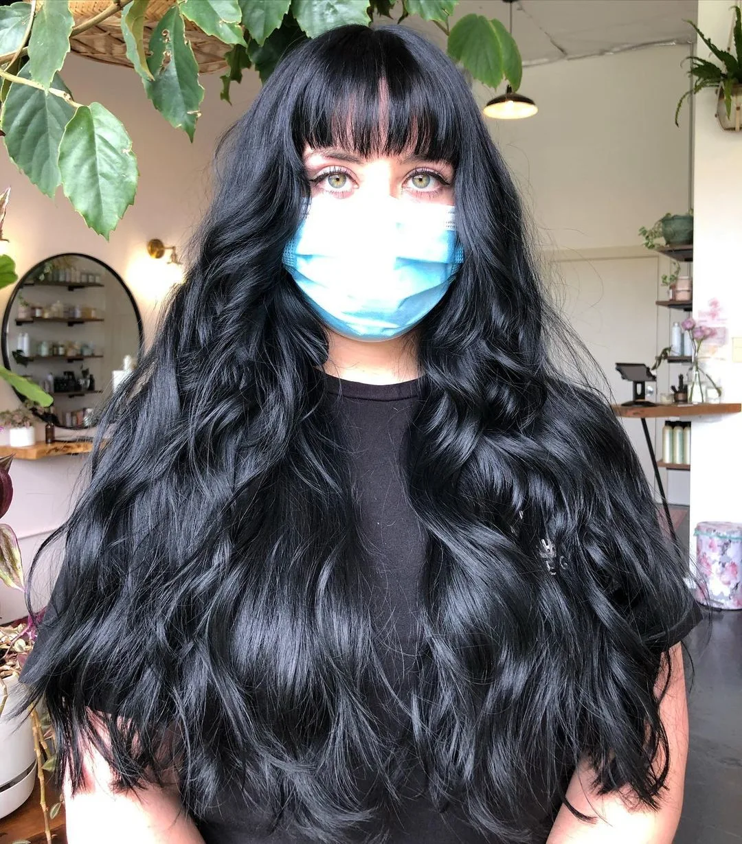 Los colores y peinados más chic para el pelo negro que te convertirán ...