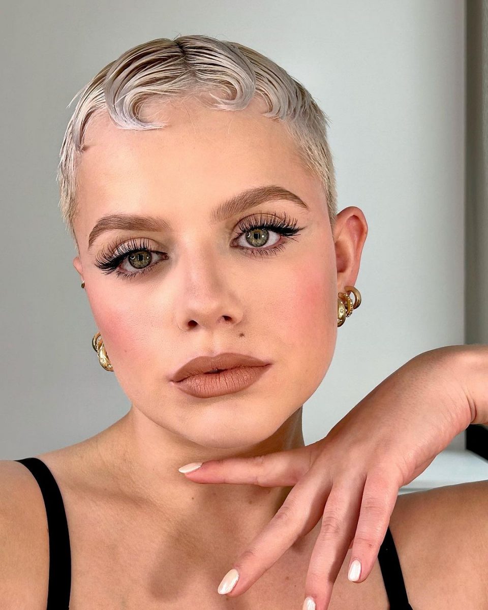 Bring Out Your Edgy Side With These 22 Wavy Pixie Cut Hairstyles