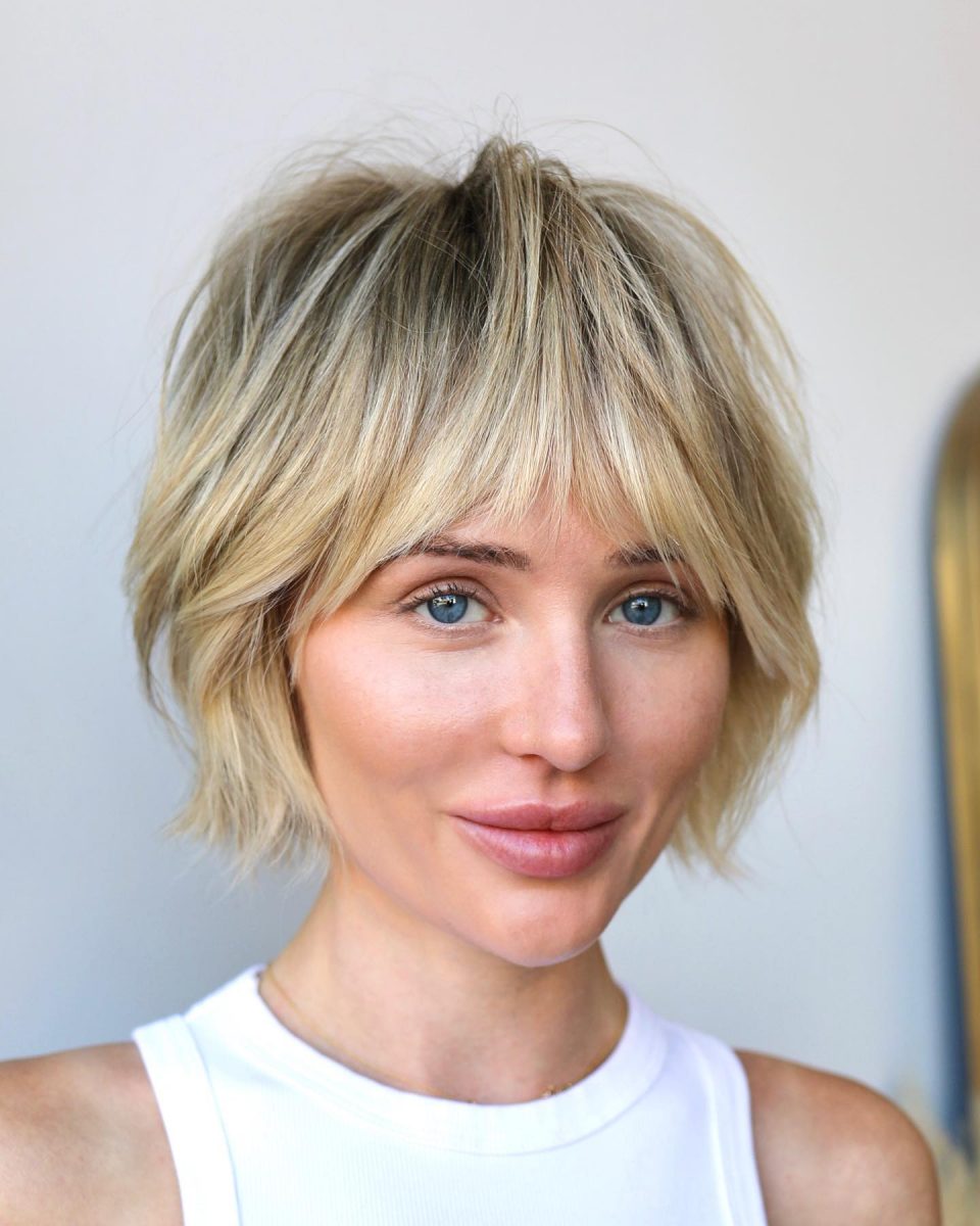 Short Hair With Face-Framing Layers Will Simplify Your Styling Routine