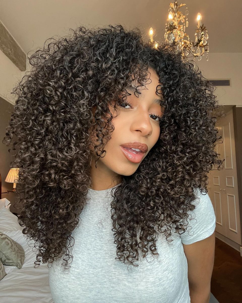 22 Jaw-Dropping Layered Curly Hair With Face Framing Looks