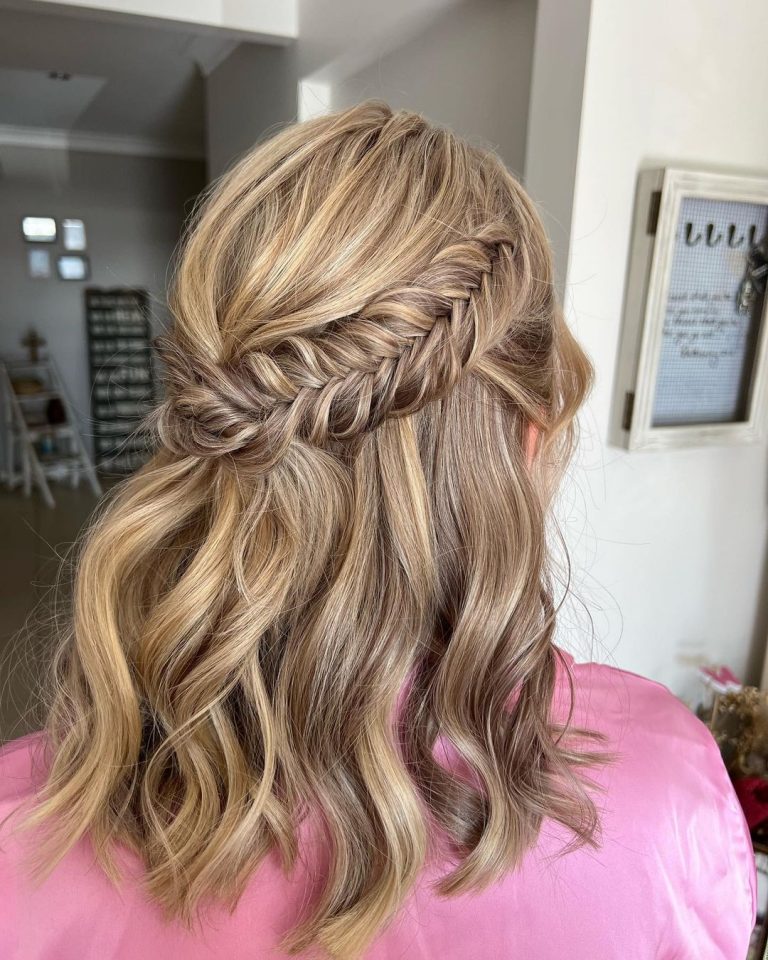 20 Halflange Updos Voor Halflang Haar Die Je Overal Kan Rocken
