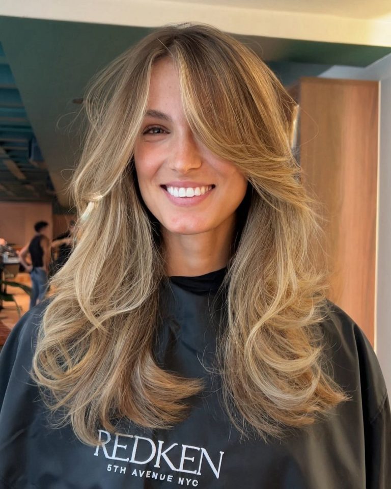 20 Most Flattering Long Layered Haircuts For Round Faces