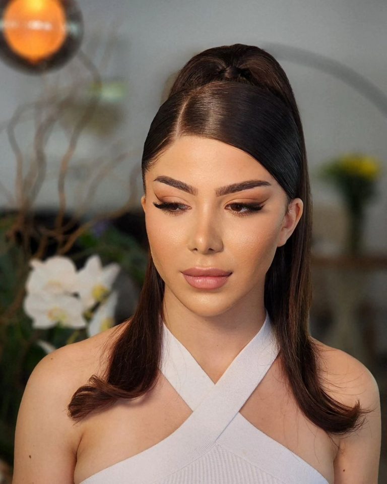 20 Half Updos For Medium-Length Hair You Can Rock Everywhere