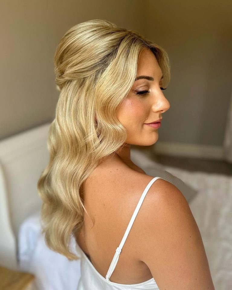 20 Half Updos For Medium-Length Hair You Can Rock Everywhere