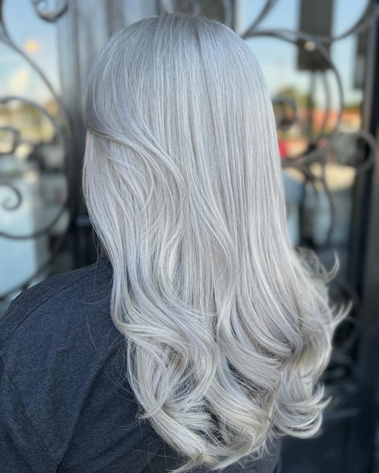 Silver Hair Color Is Blowing Up Again And Here's How To Wear It