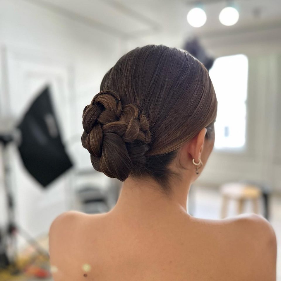 Flawless Hair Updos For Casual Days And Glam Nights