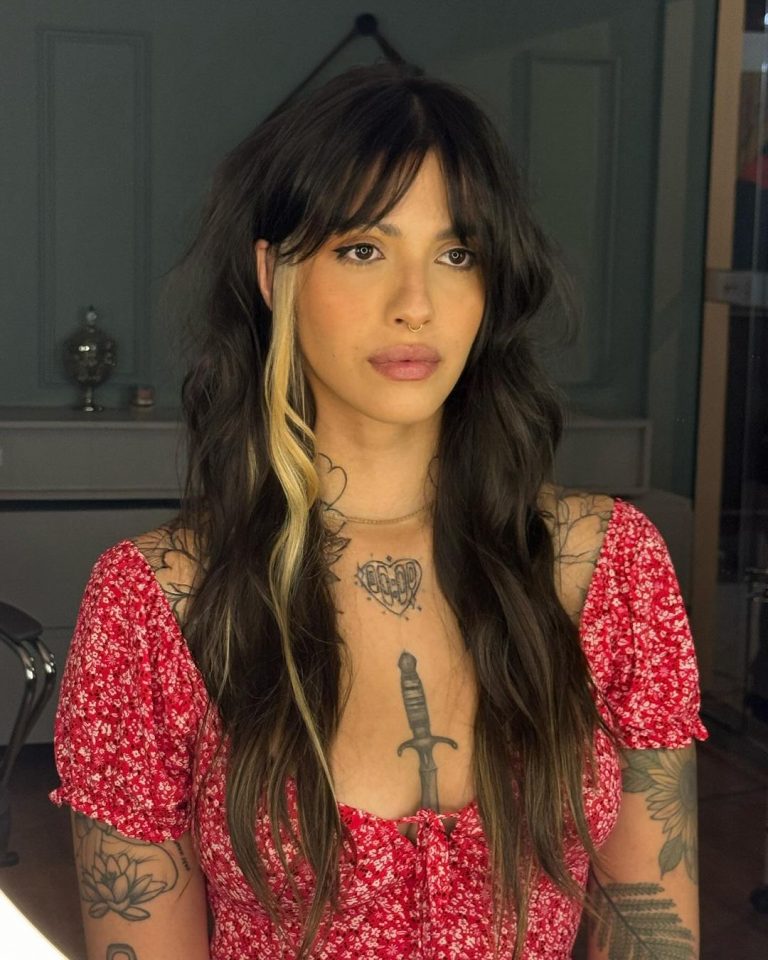 22 Dyed Wolf Cuts To Add A Pop Of Color To Your Style