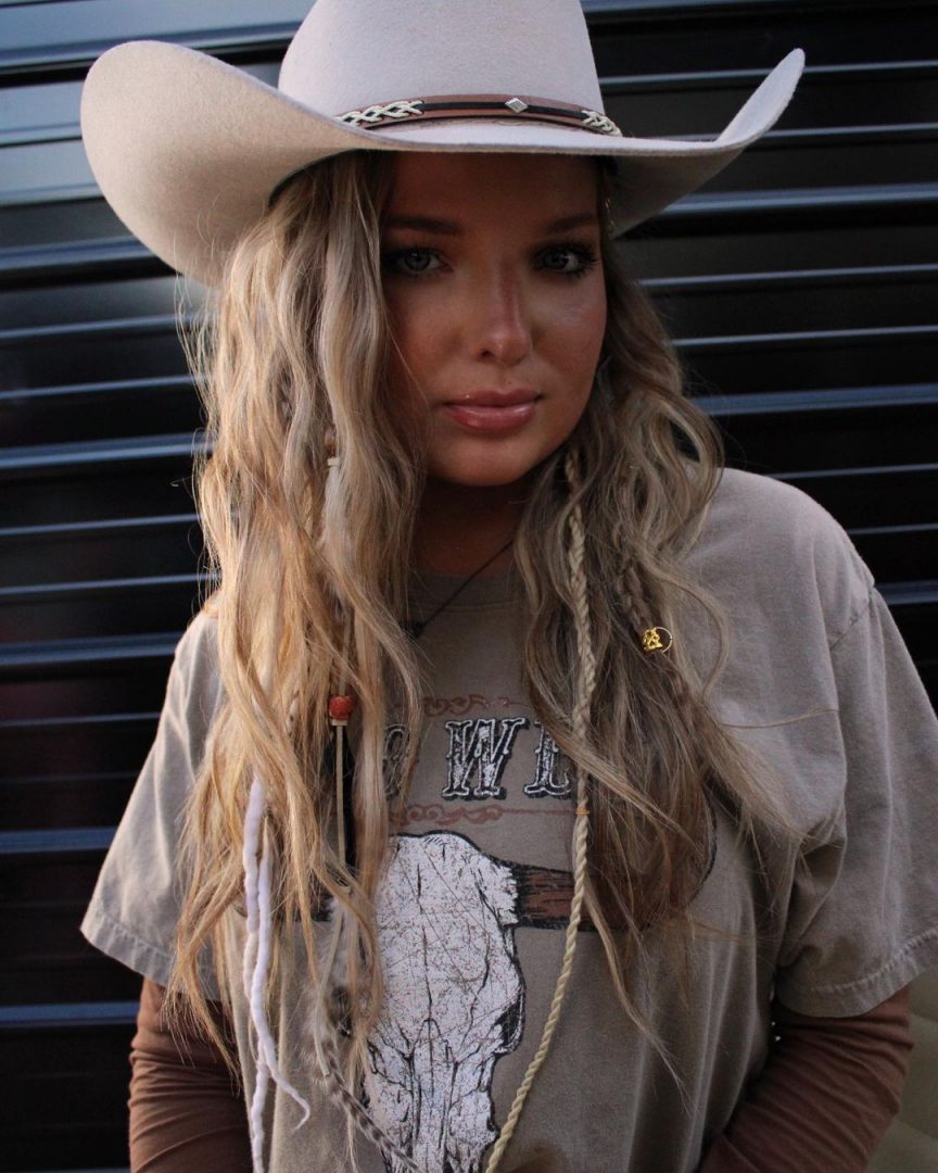 Embrace Western Vibes With These 20 Chic Cowgirl Hairstyles