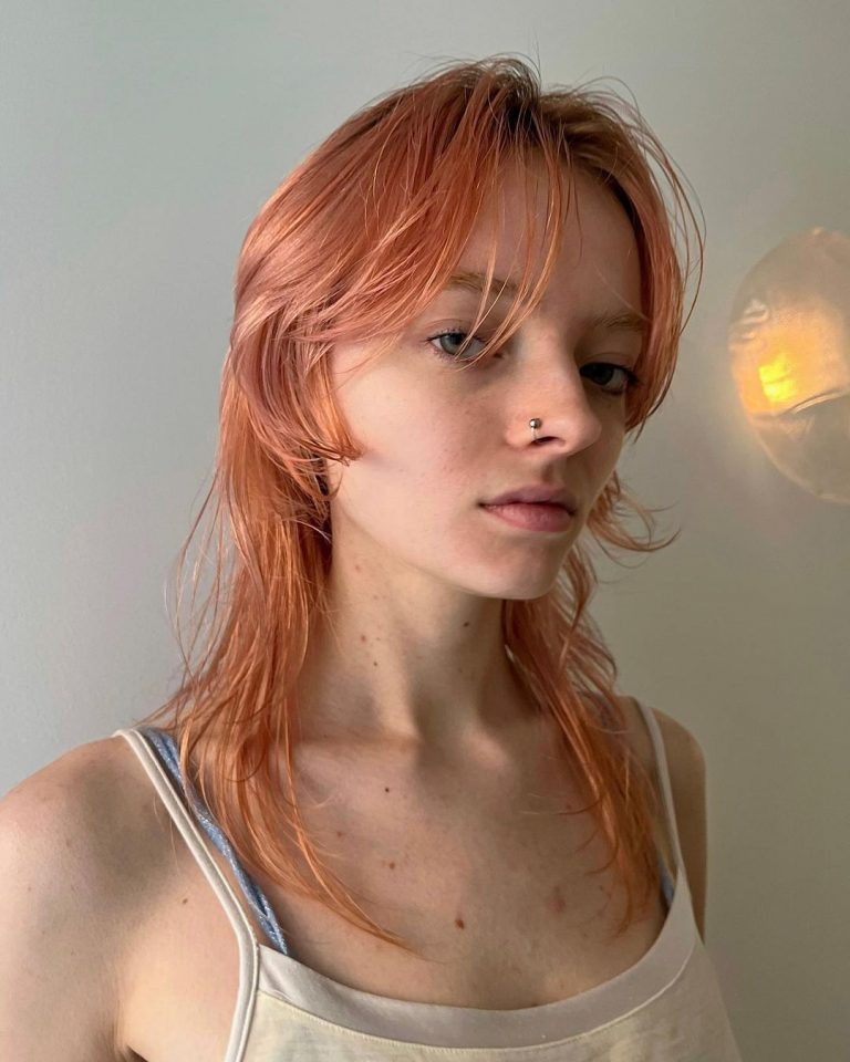 22 Dyed Wolf Cuts To Add A Pop Of Color To Your Style