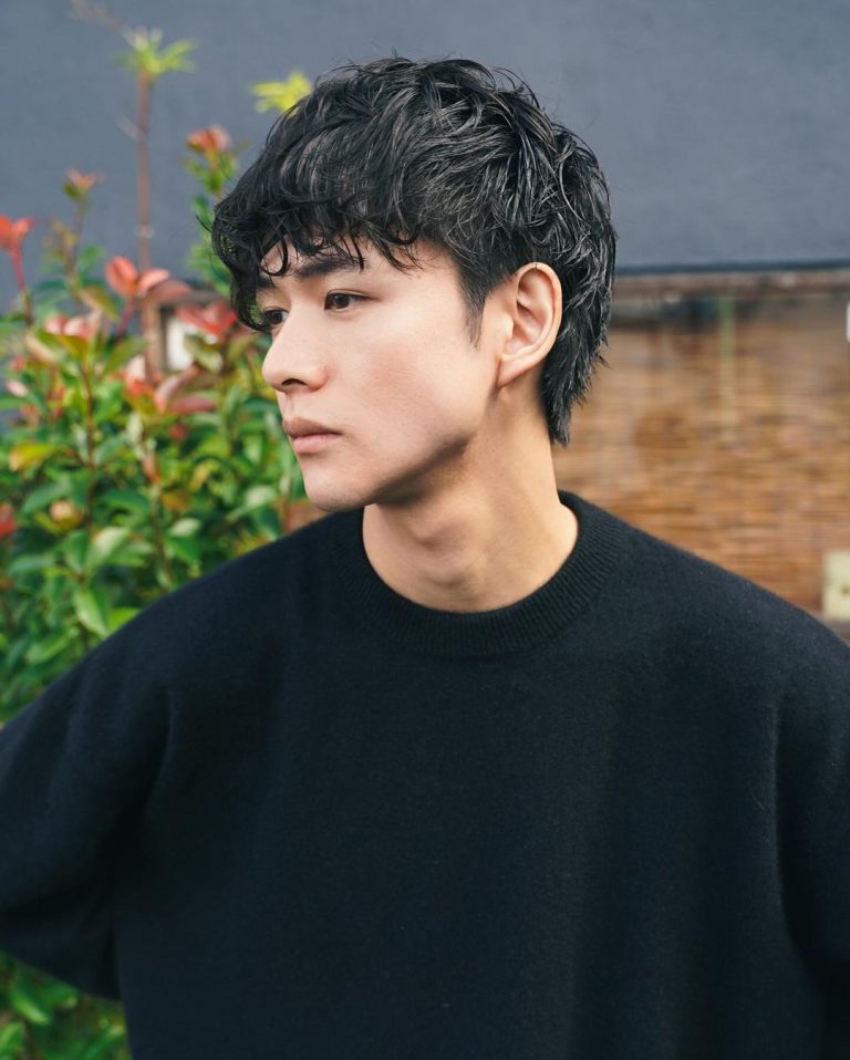 Top 20 Most Popular Wavy Perm Hairstyles For Men