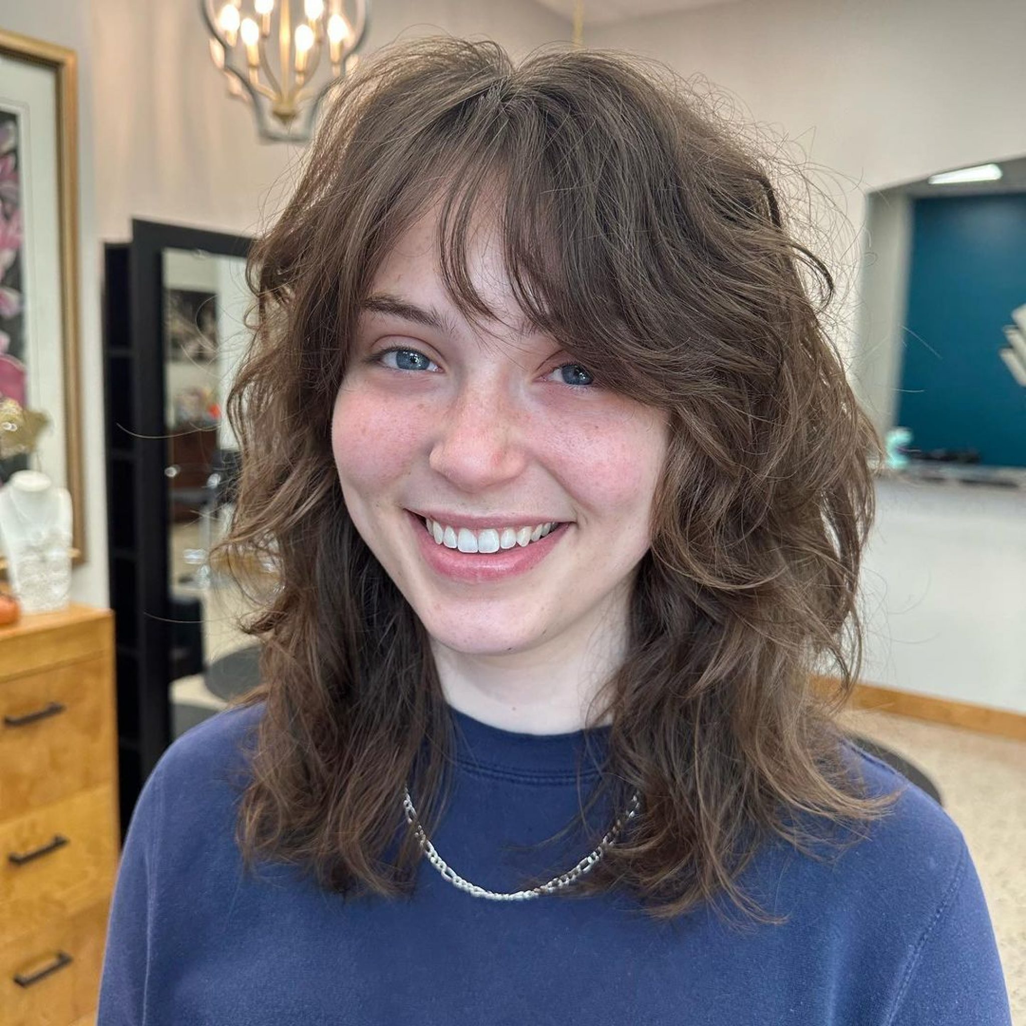 22 Medium Hair Wolf Cuts To Inspire Your Next Hairstyle