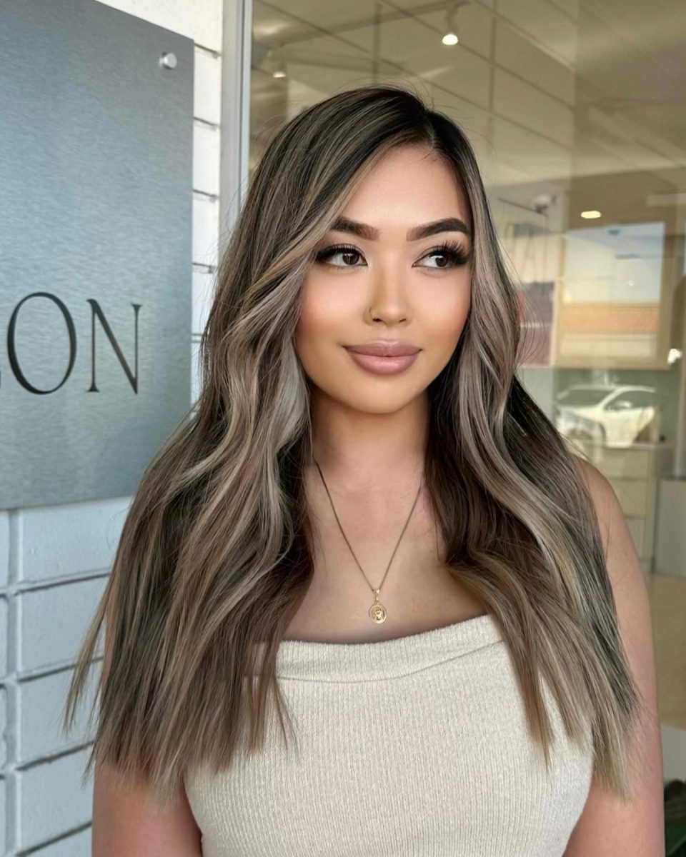 Heavy Highlights On Dark Hair Are The Bold Way To Go Brighter