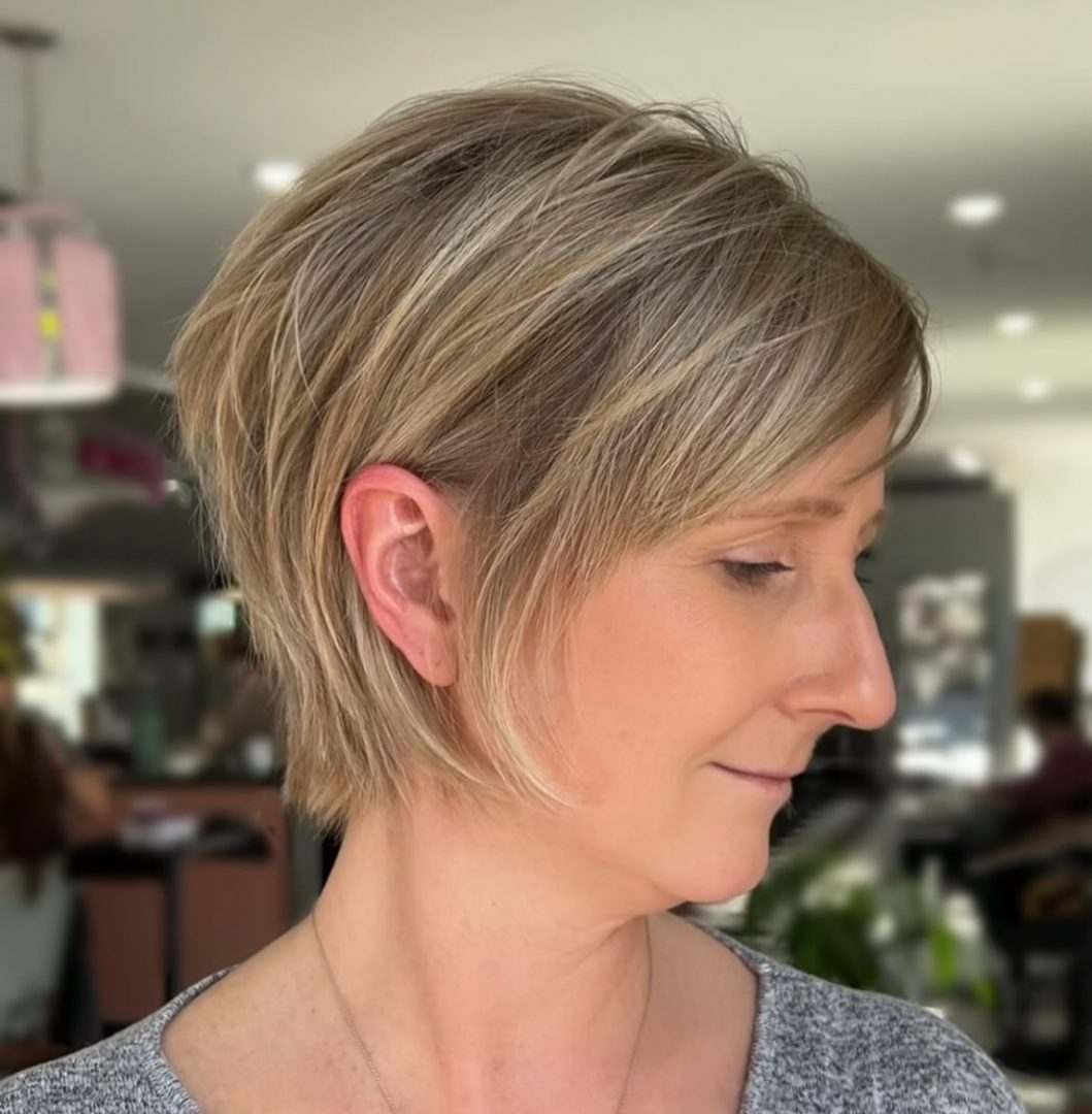 18 Short Stacked Wedge Haircuts You're About to See Everywhere