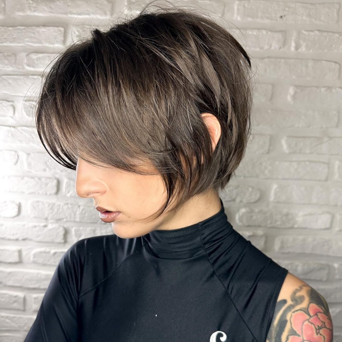 18 Short Stacked Wedge Haircuts You're About to See Everywhere