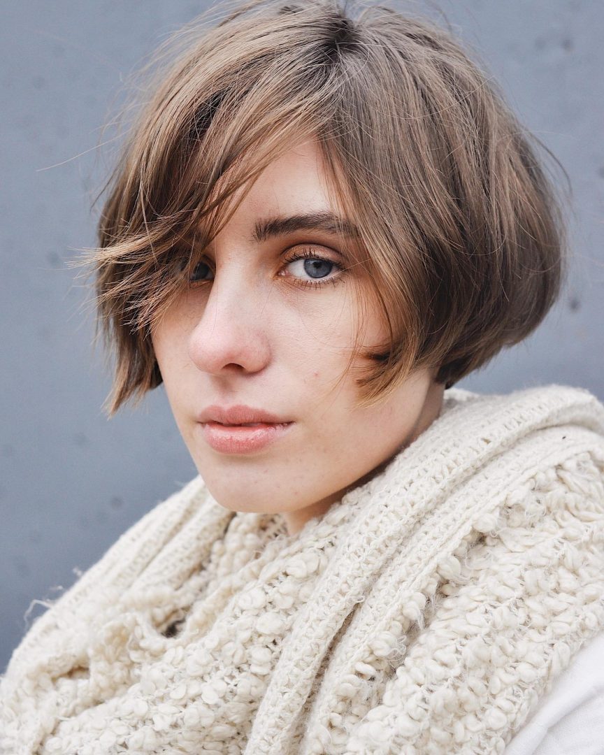 18 Short Stacked Wedge Haircuts You're About to See Everywhere