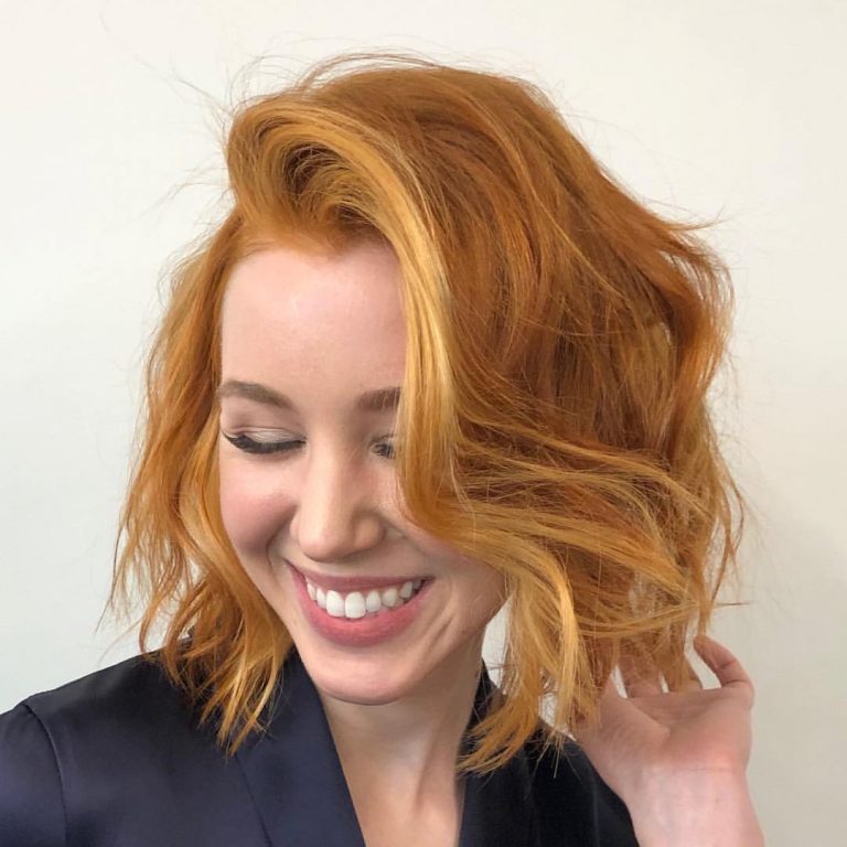 Razor-Cut Bob Is The Coolest Hair Trend Of The Season
