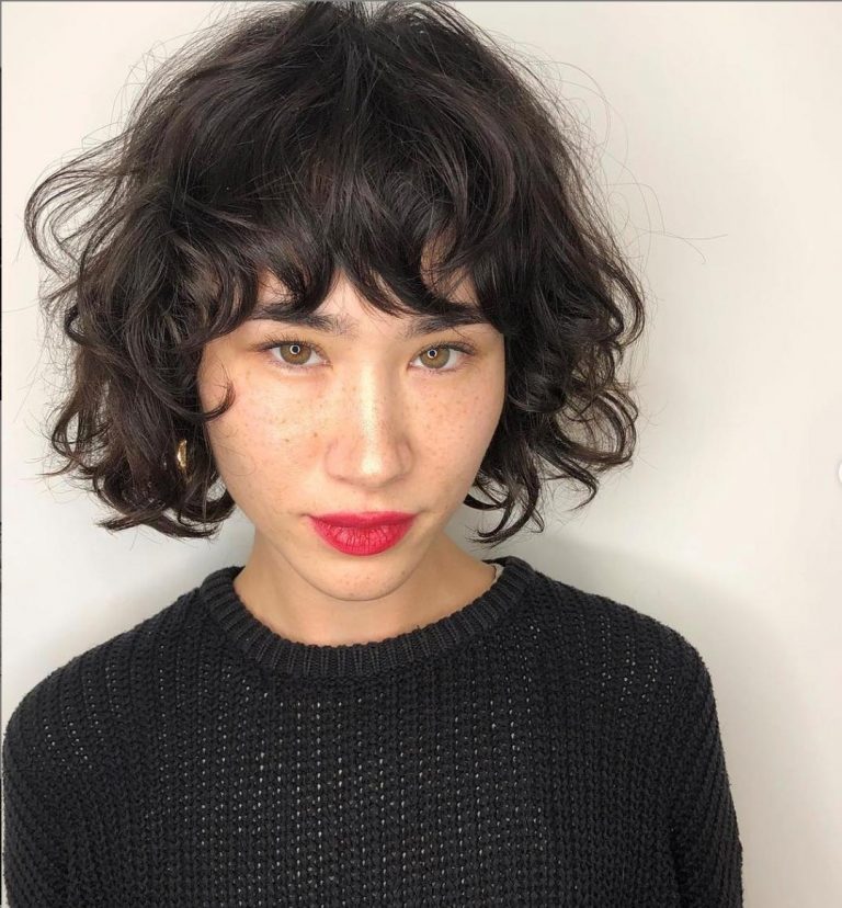 Razor-Cut Bob Is The Coolest Hair Trend Of The Season