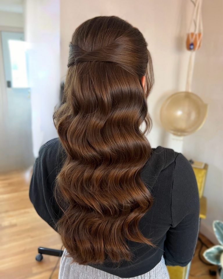 20 Timeless Hollywood Waves Styles To Shine On Every Occasion