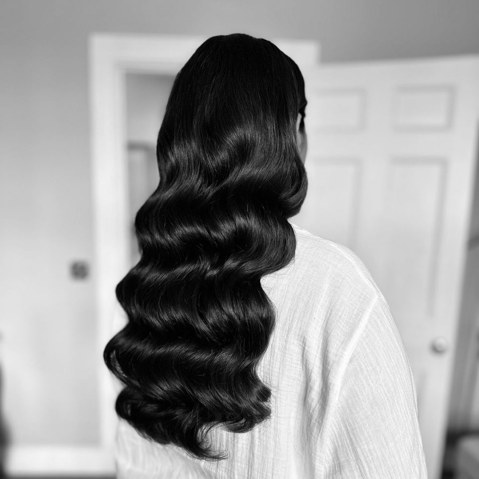 20 Timeless Hollywood Waves Styles To Shine On Every Occasion