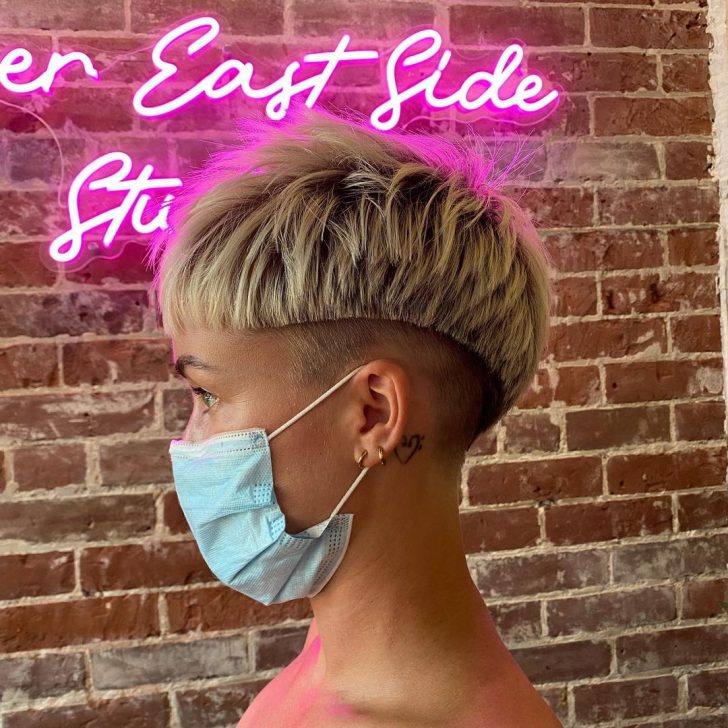 18 Stylish Non-Binary Haircuts To Try Out In 2024