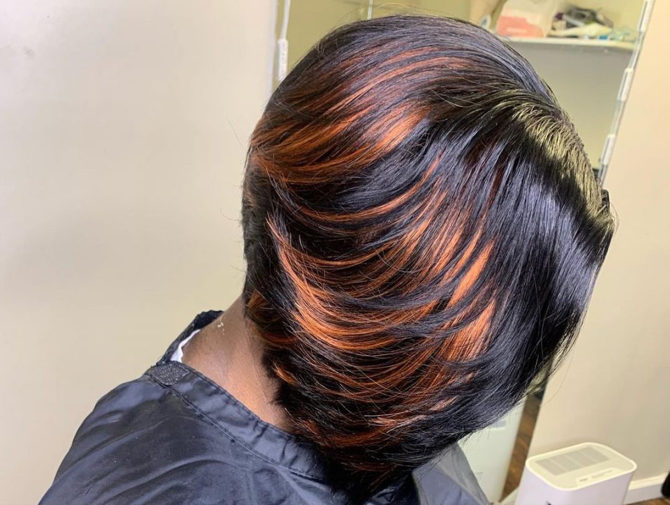 18 Best Feathered Bob Styles For A Voluminous And Feminine Look