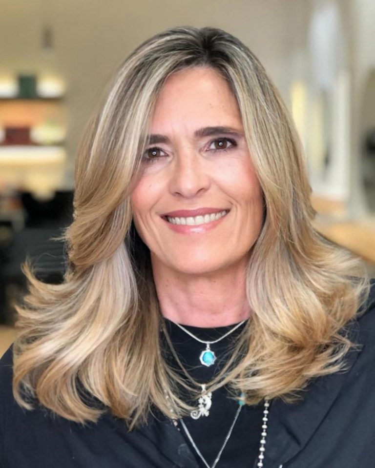 17 Most Beautiful Hair Color Ideas For Women Over 50