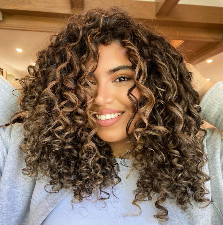 20 Curly Balayage Hair Ideas To Enhance Your Hairs Texture
