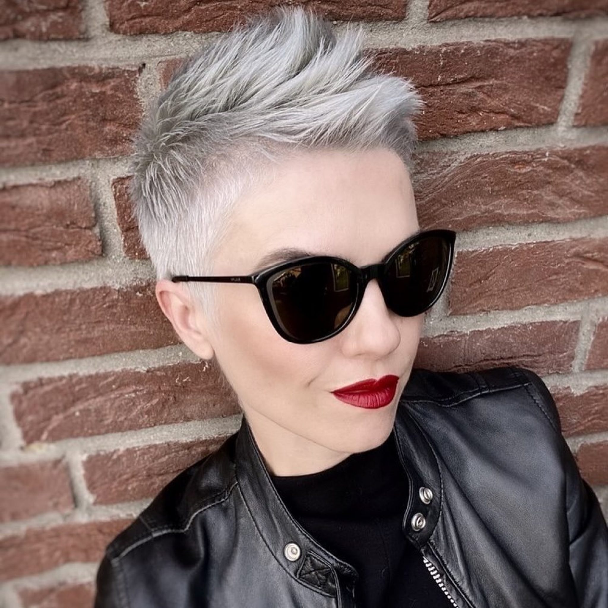 18 Stylish Non-Binary Haircuts To Try Out In 2024