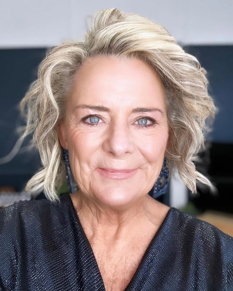 50 Best Hairstyles For Women Over 60 With Round Faces