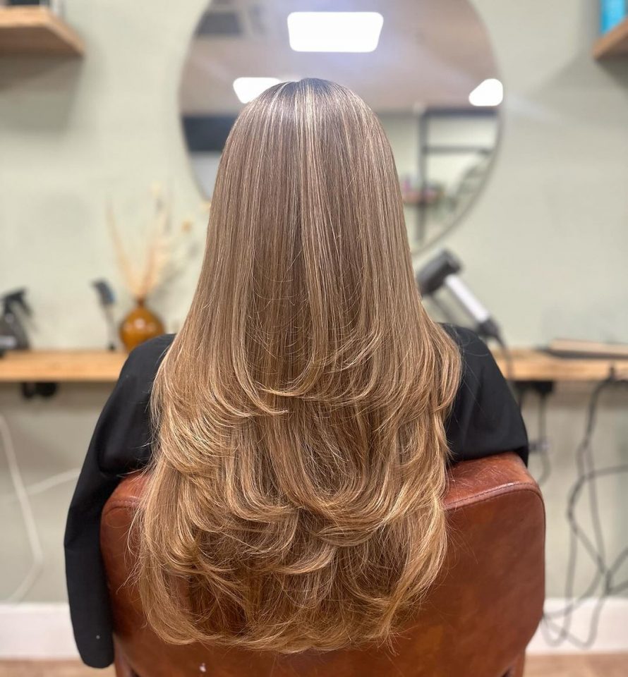 The 20 Most Popular Feathered Hairstyles For All Hair Lengths