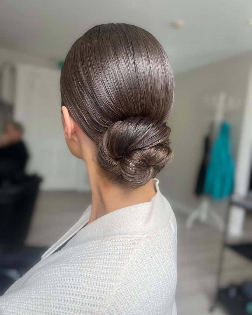 These Red Carpet-Ready Sleek Hairstyles Will Get You In The Spotlight