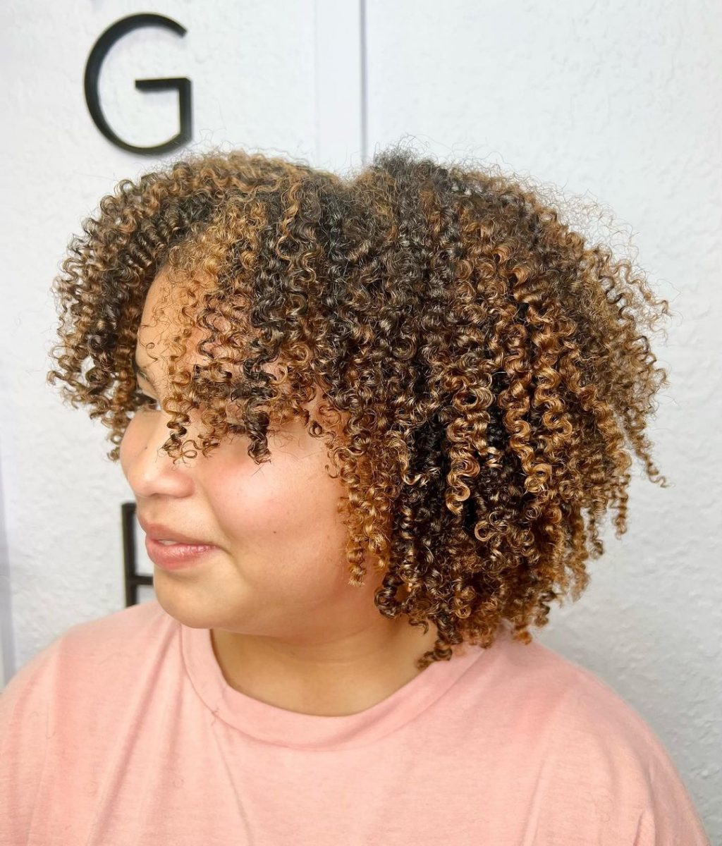 Curly Hair With Caramel Highlights Is 2025's Most Wanted Style