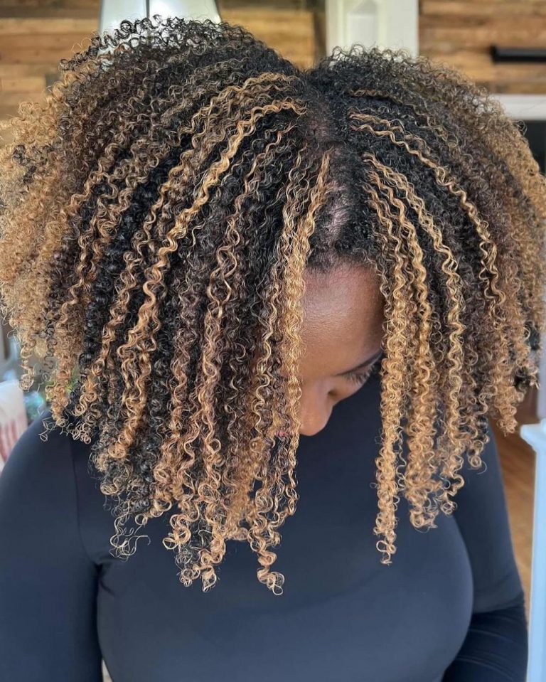 Curly Hair With Caramel Highlights Is 2024's Most Wanted Style
