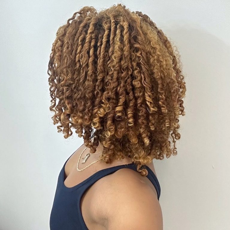 Curly Hair With Caramel Highlights Is 2025's Most Wanted Style