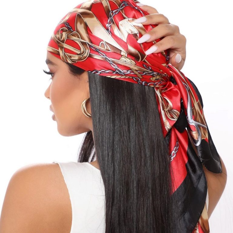 21 Knockout Pool Party Hairstyles You'll Want To Wear All Summer