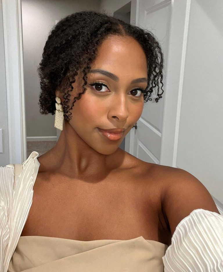 19 Fancy Curly Hairstyles For A Glamorous Look