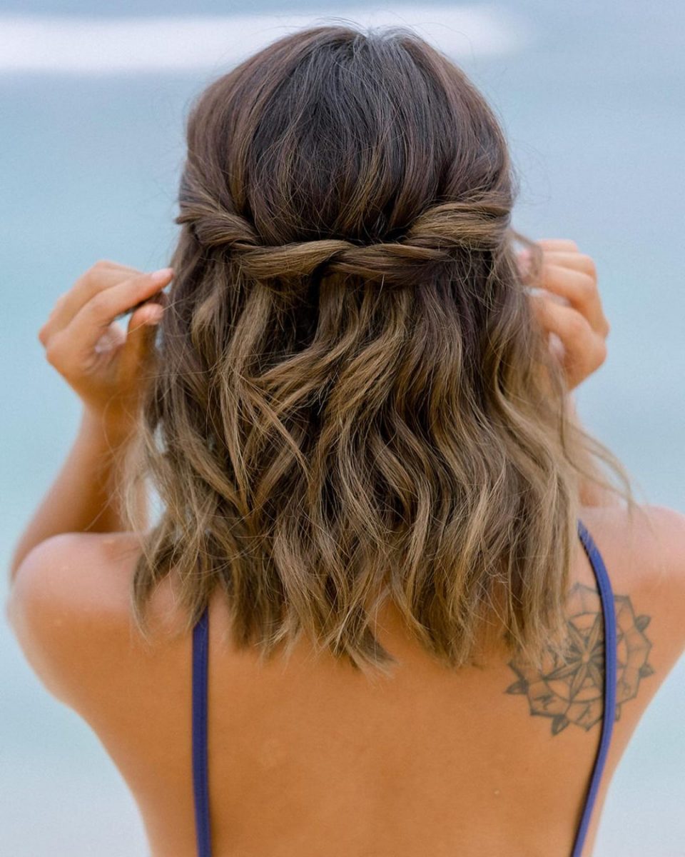 21 Knockout Pool Party Hairstyles You'll Want To Wear All Summer