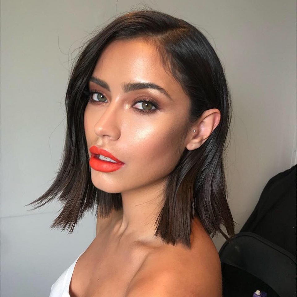 The Kicked Bob Will Give You Instant Red Carpet Vibes