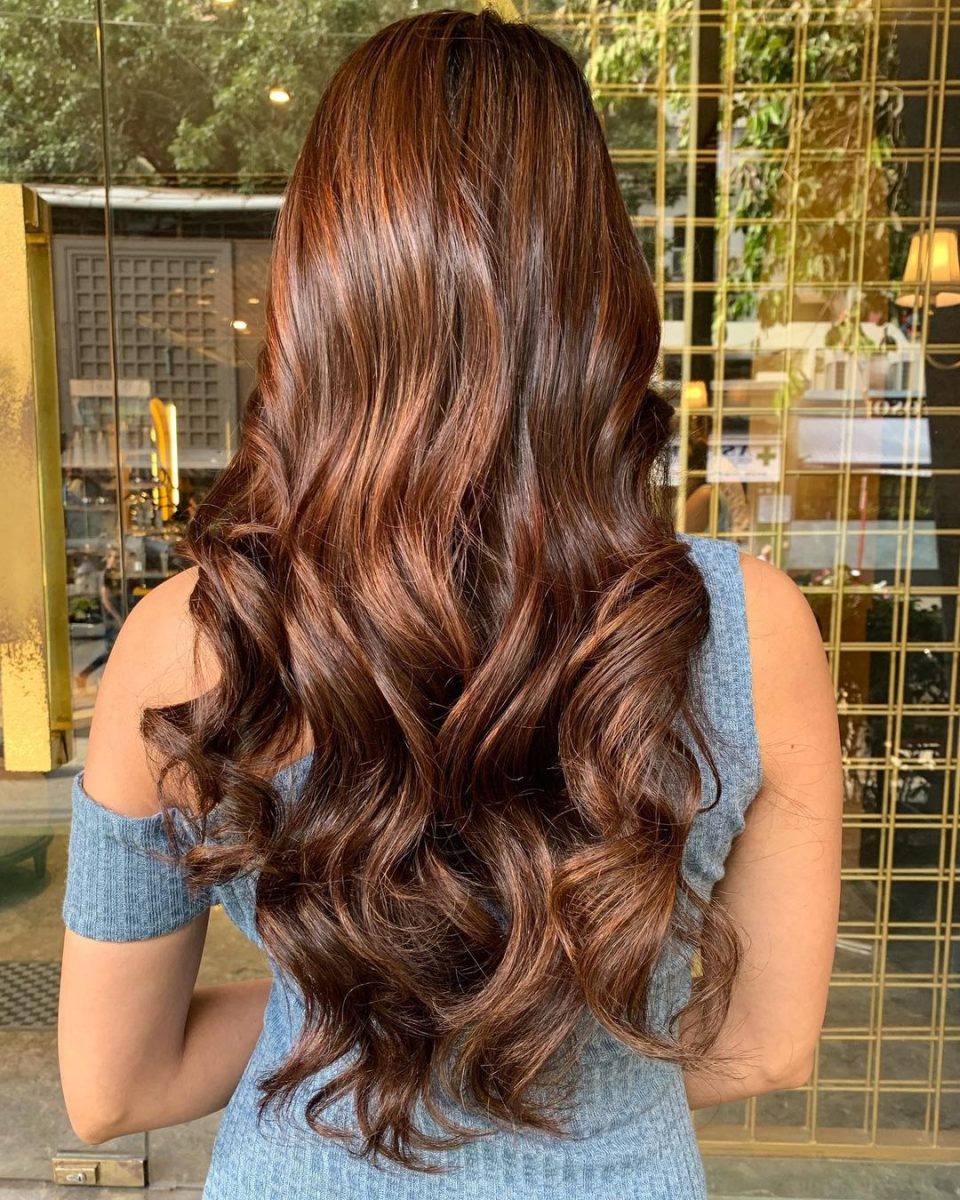 17 ideas de tintes de pelo castaño canela para conseguir un look luminoso