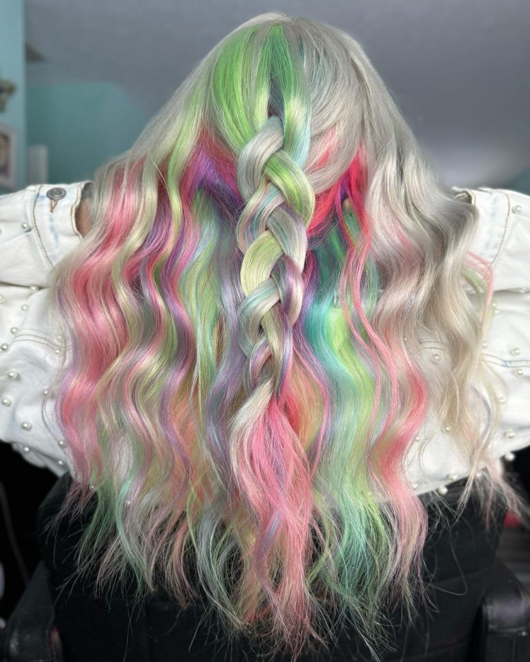 21 Boldest Vivid Hair Color Ideas You’ll Want To Copy