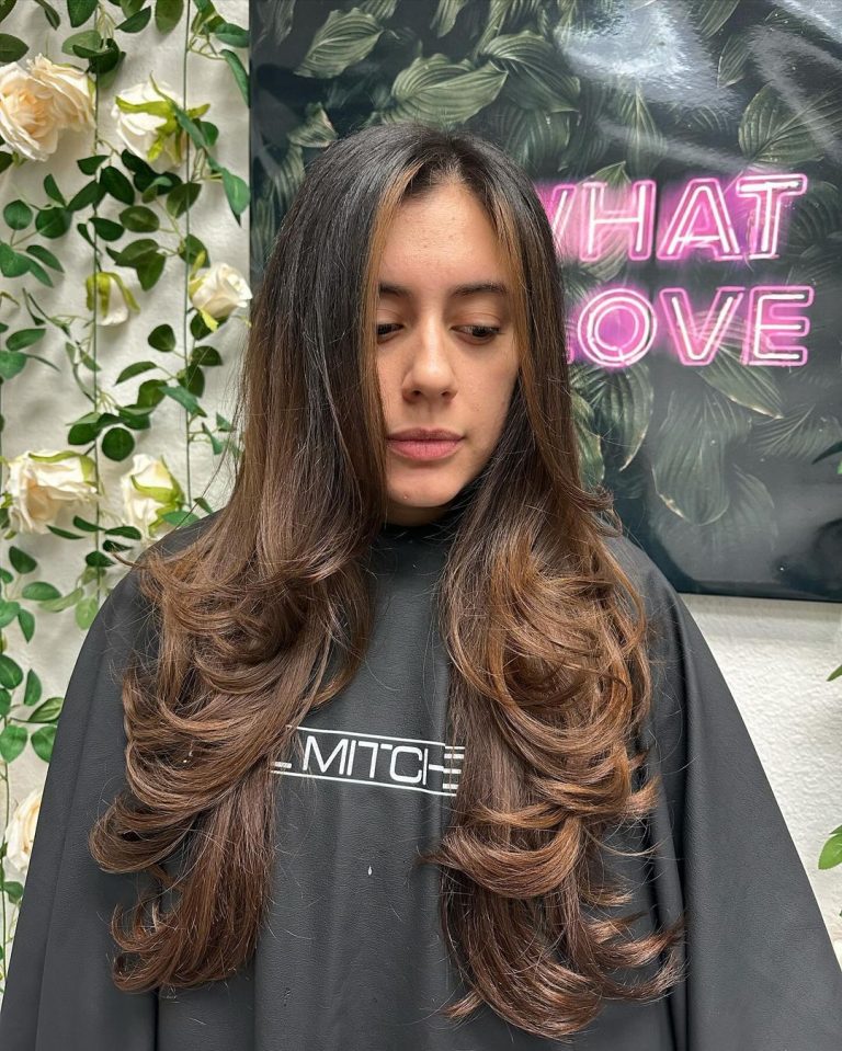 19 Fabulous Hairstyles For Big Foreheads You Need To Try