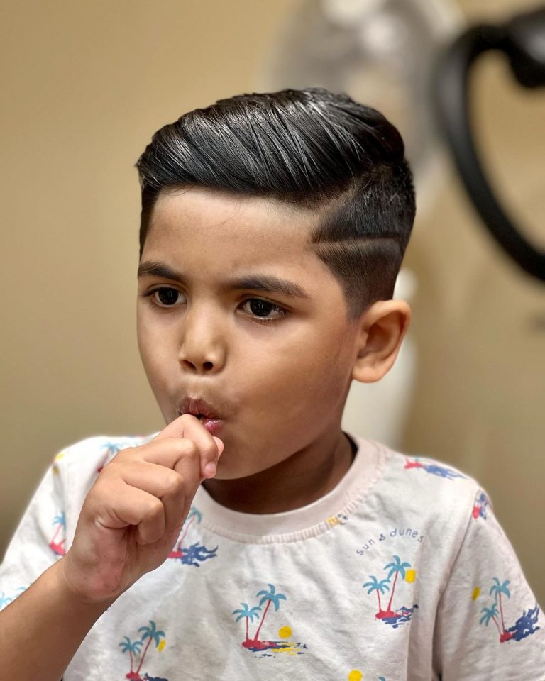 16 Cutest Little Boys Summer Haircuts For 2025
