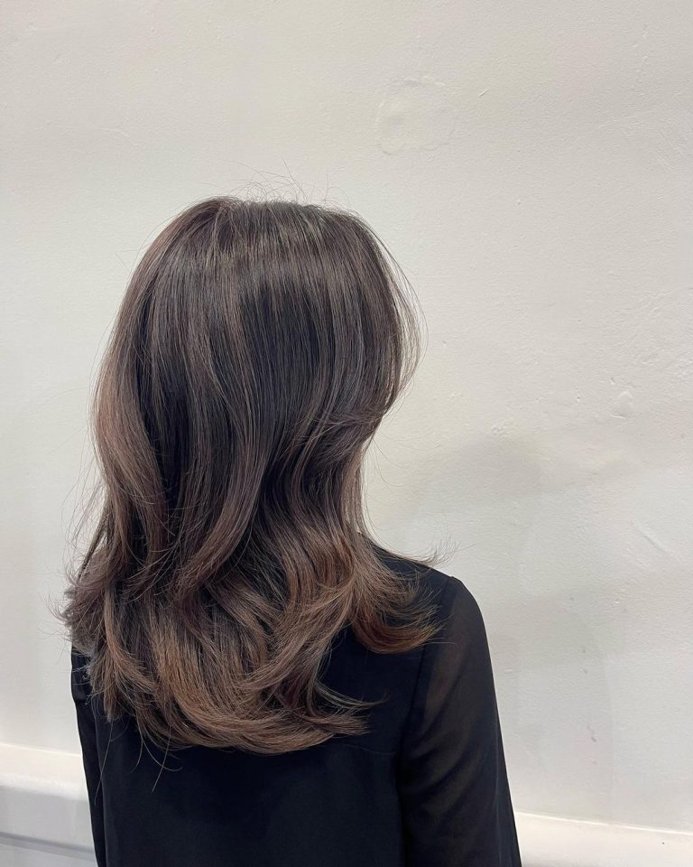 17 ideas de tintes de pelo castaño canela para conseguir un look luminoso