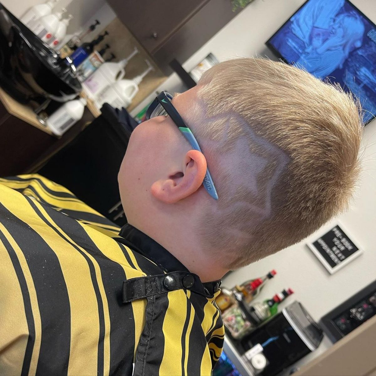 16 Cutest Little Boys Summer Haircuts For 2025