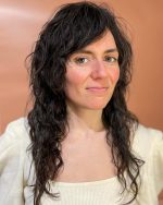 Millennial Side Bangs Are Back And Here’s How To Wear Them